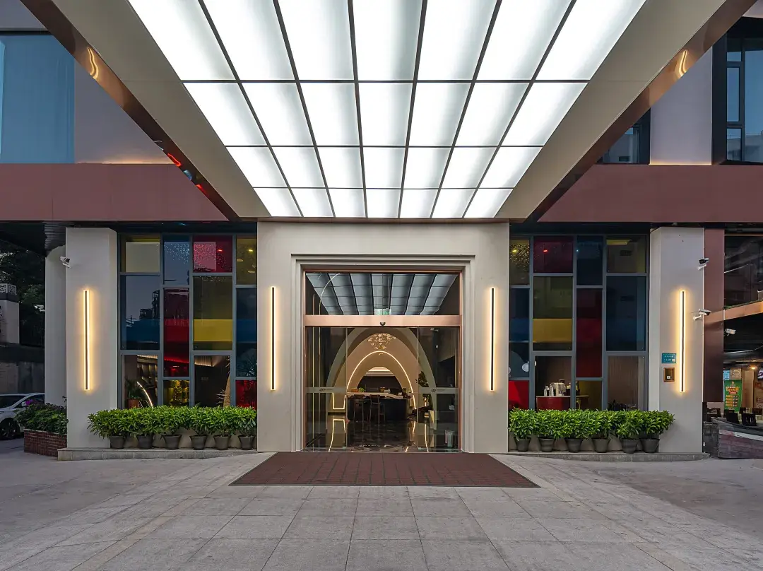 Seashine E-share Intelligence Hotel - Taiwan