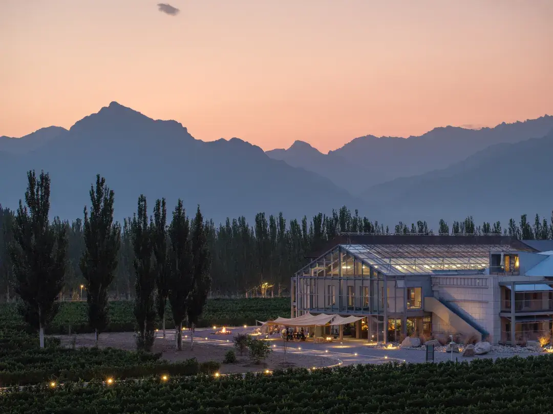 Lostvilla·xiaduolan Winery) - Yinchuan