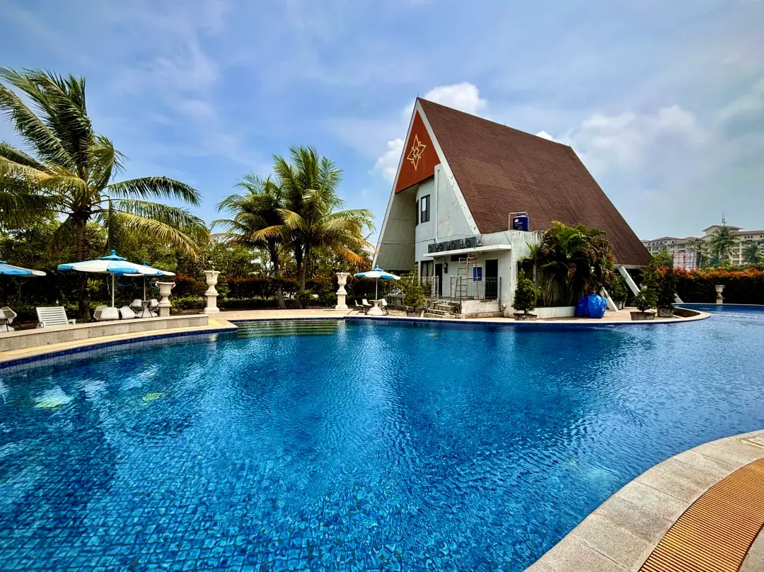 Nemuru Villa Ubud Anyer - Anyar