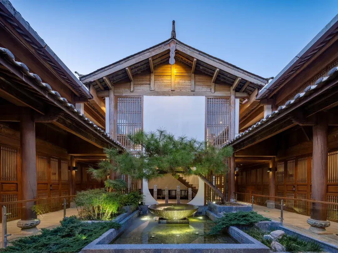 Huayu Donglin Boutique Holiday Hotel - Lijiang