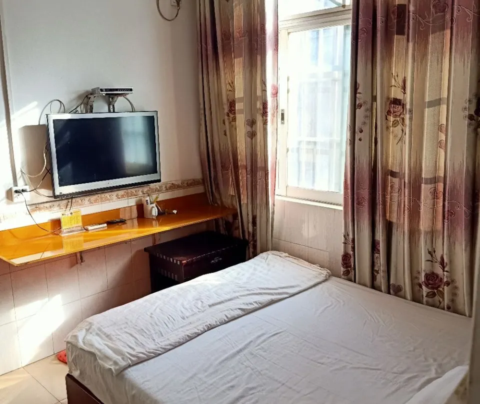 Beihai Yiqingyuan Hotel - Beihai