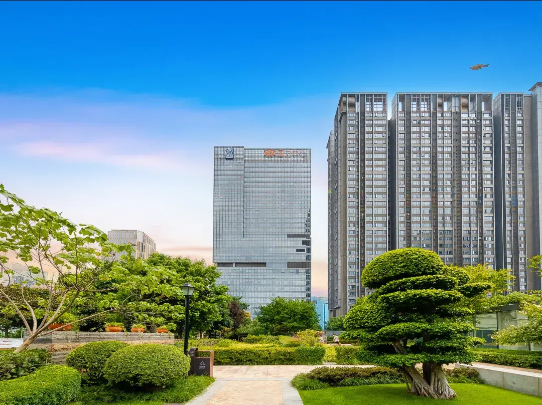 Luxe Dongyueli Suite Hotel - Chengdu