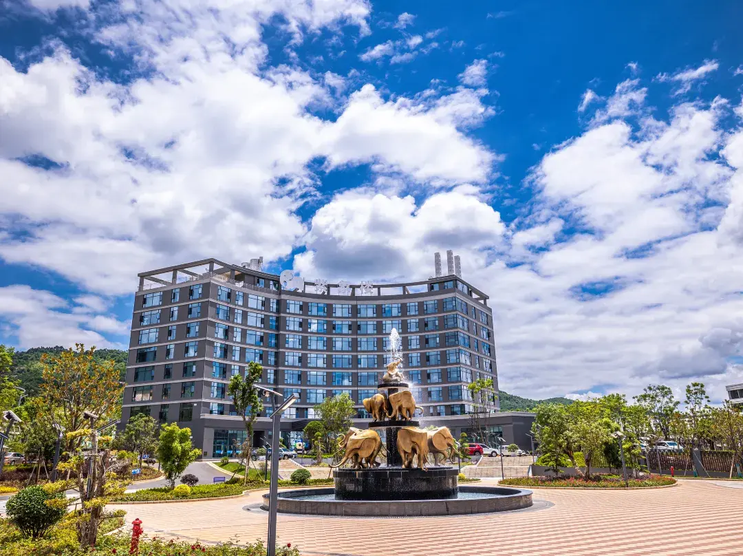 Loong M.hotel - Yuxi