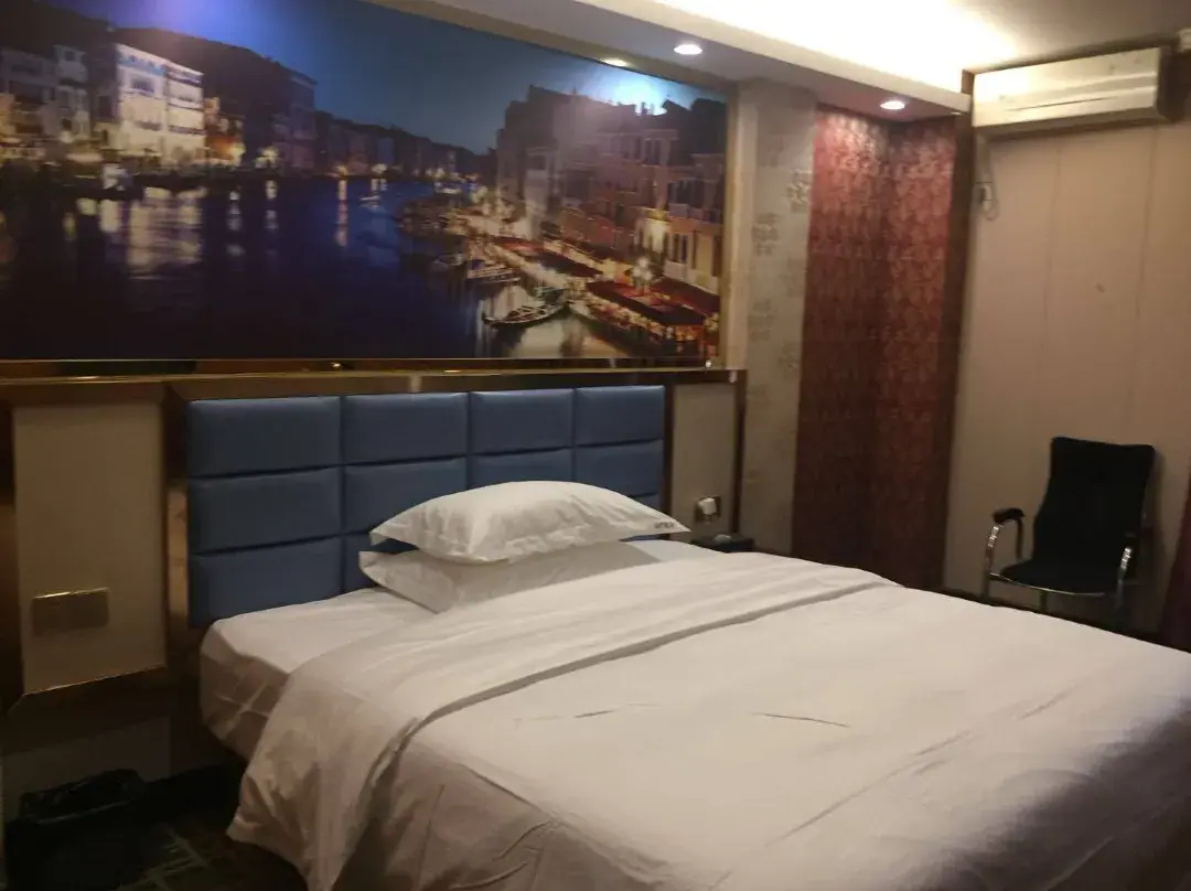 168 Business Hostel - Canton / Guangzhou