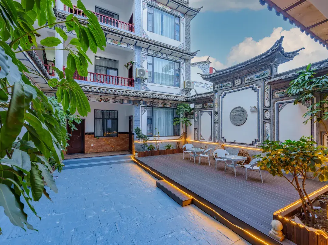 Yilixiayuan Hotel - Dali