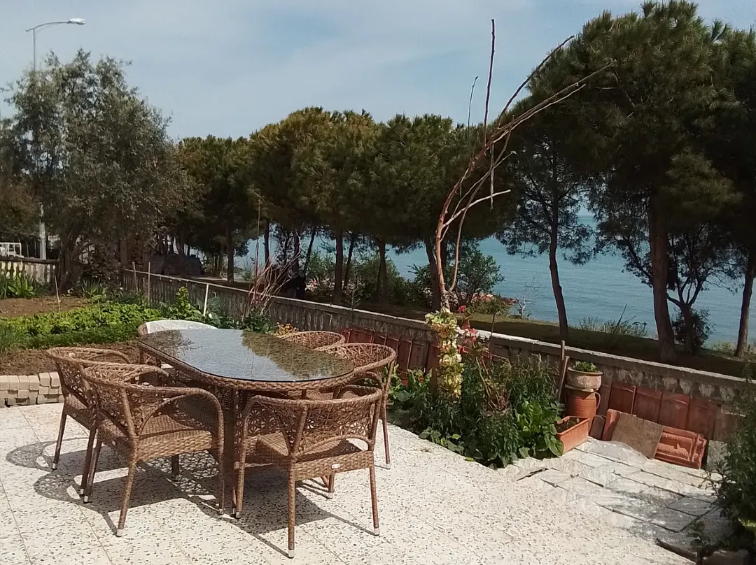 Seaside Mansion With Detached Garden - Gerze