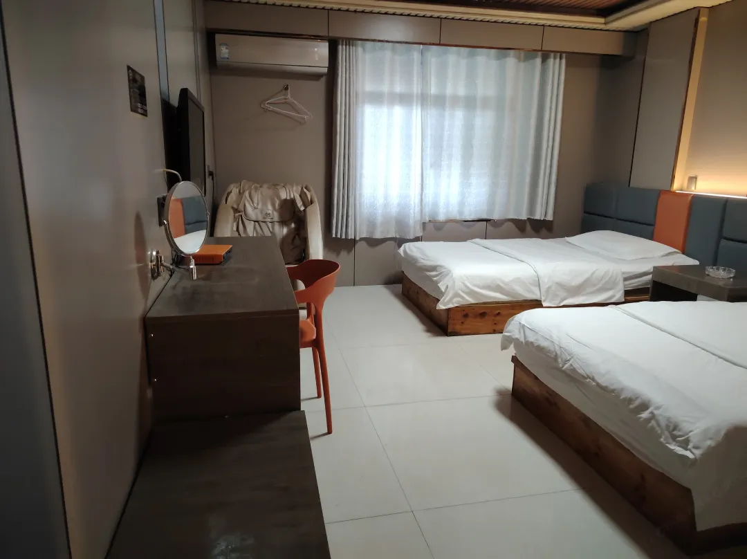 Oyo Shangqiu Datong Livable Hotel - 商丘市