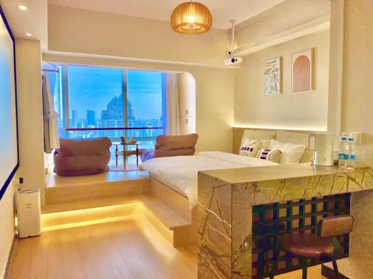 Flower Period Ins Projection Apartment ) - Guangzhou