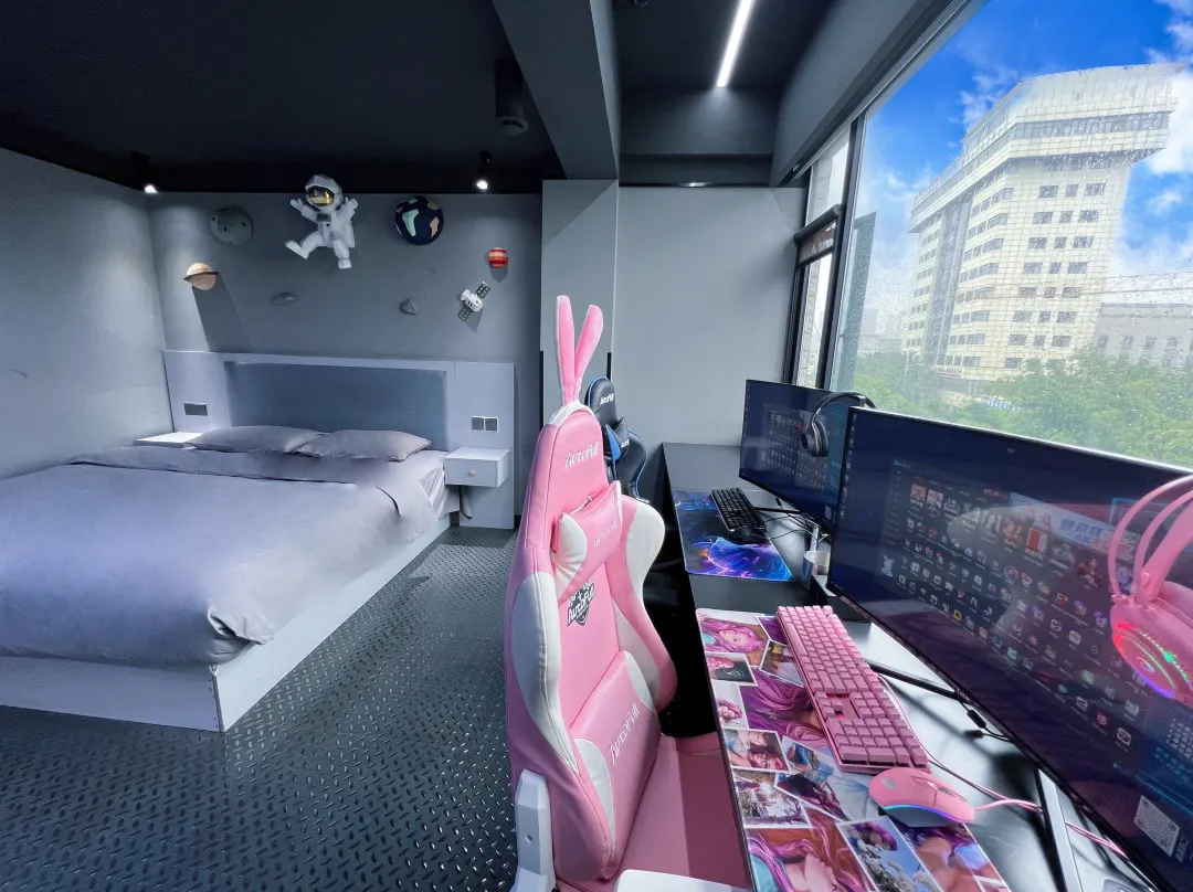 G Joyful Game E-sports Hotel - Kunming