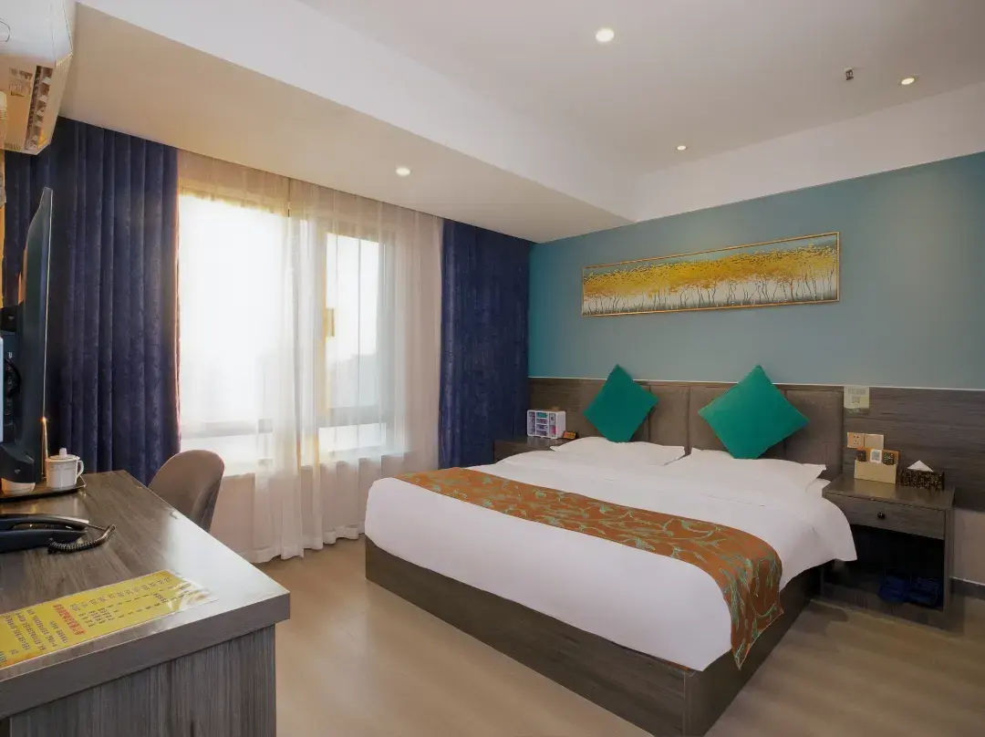 Aitingbao Hotel Puyang - Fuyang