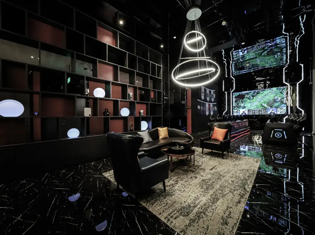 Pursue Waves E-sports Hotel - Shanghai