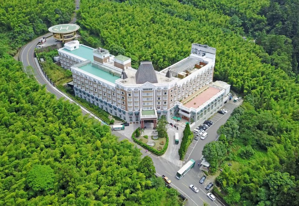 Le Midi Hotel Chitou(南投溪头米堤大饭店), Nantou - Photos, Reviews & Prices 2025 ...