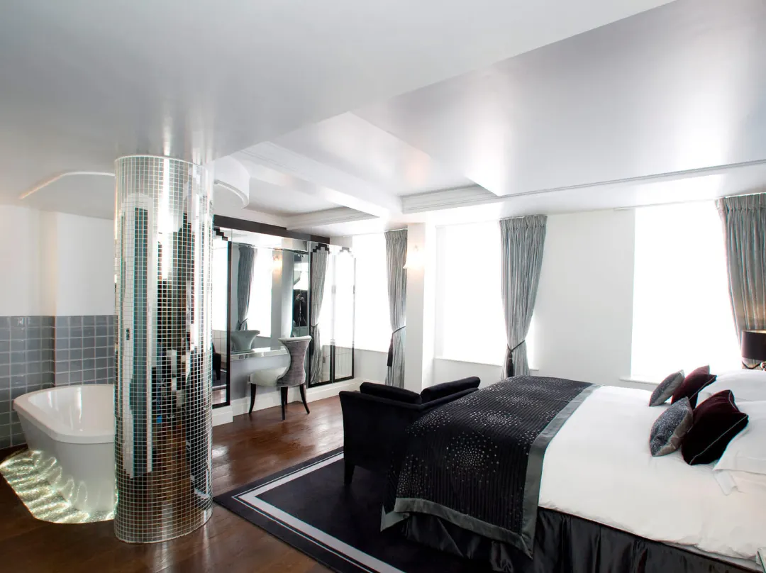 Karma Sanctum Soho Hotel -