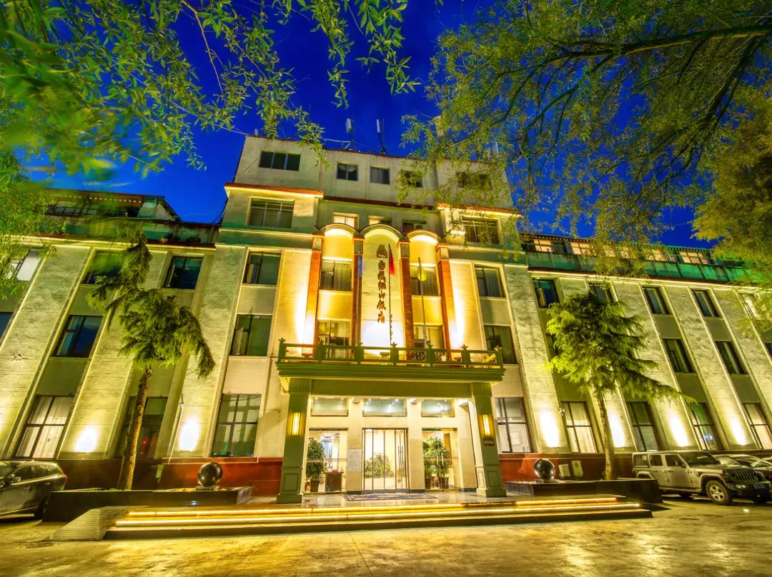 Hongshan Oxygen Fuyuan Hotel - Lhasa