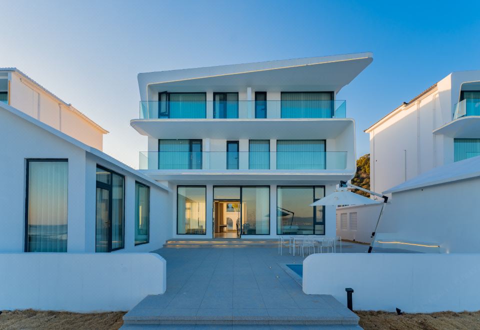 Dull sea lodgings (Taihu Lake store in Suzhou)(呆呆海民宿), Suzhou (Prices ...