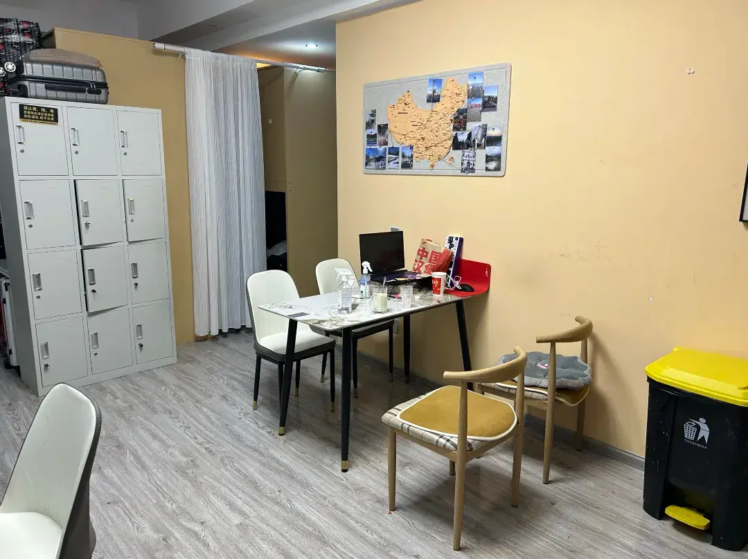 Liri Xiangcheng Hostel - Chengdu