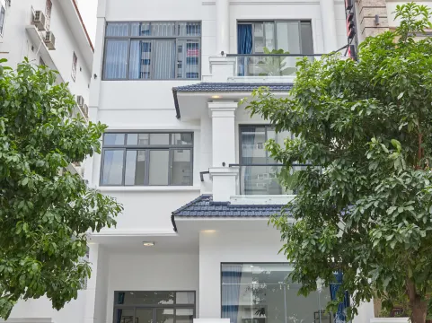 Bin Bin Hotel 9 - Near Tam Anh Hospital - Ho Chi Minh City