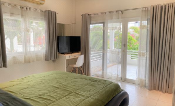 Royal park village (Pattaya) - 2026 Prices, Reviews & Deals | Trip.com