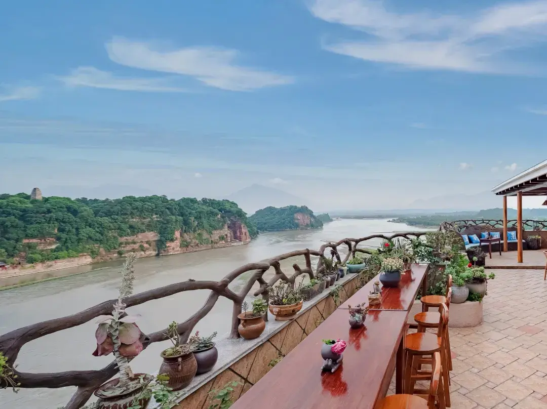Jiangshan Scenic  Hotel - Leshan
