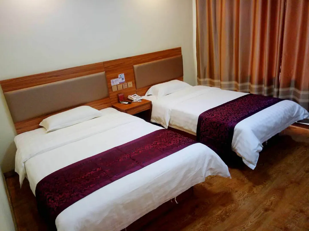 Huayuan Hotel - Baoding
