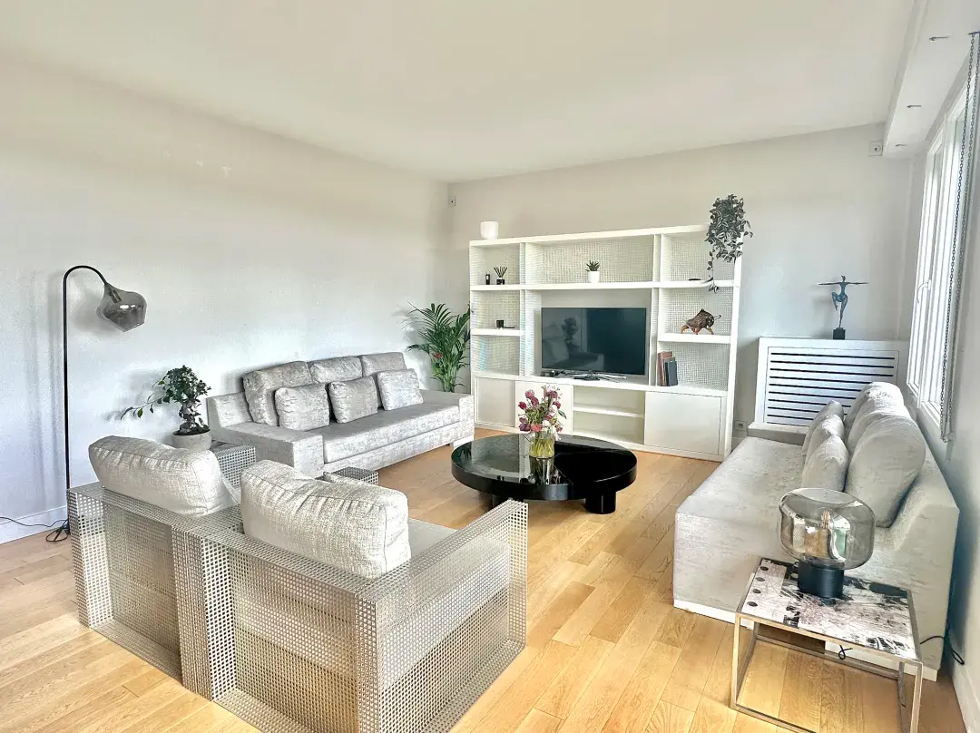 Apartment With Eiffel Tower And Seine View Blériot - Paris