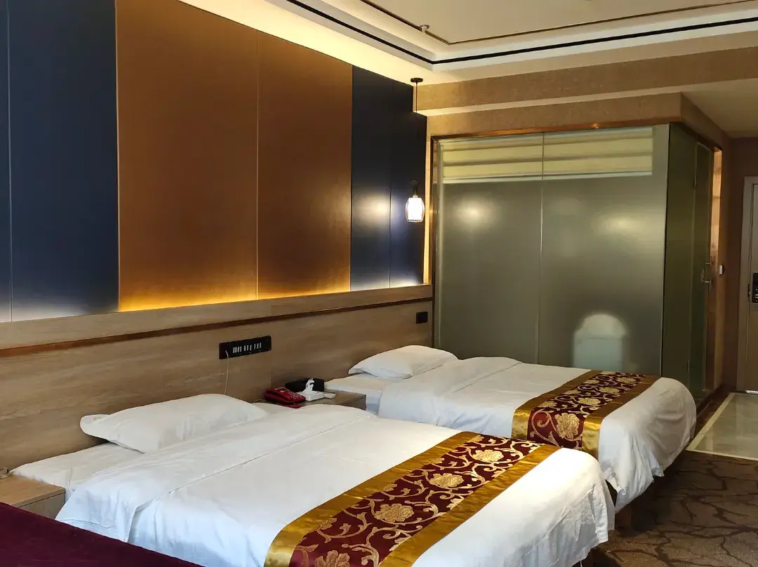 Bijie Tianmu Yingcheng Hotel - Bijie