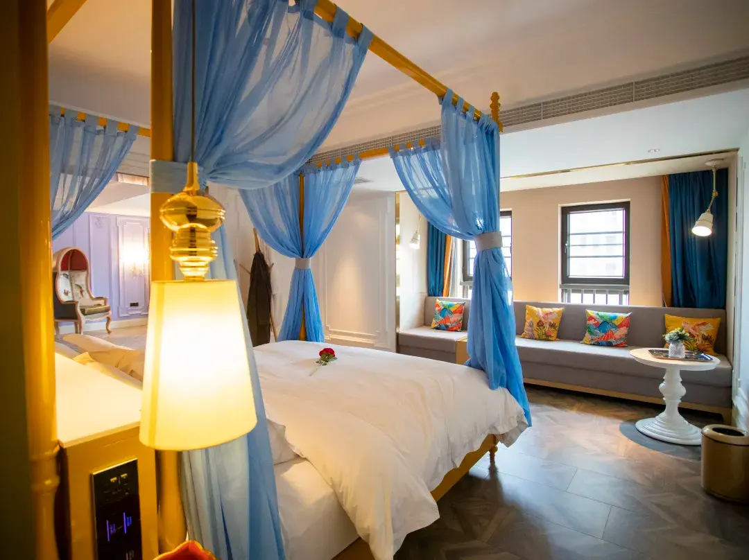 Kunming Travel Hotel - Kunming