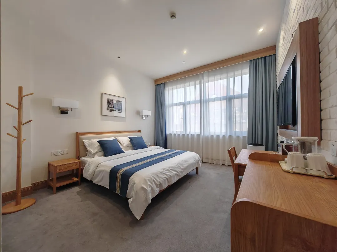 Heyou Cisheng Life Class Health Resort Hotel - Shanghai