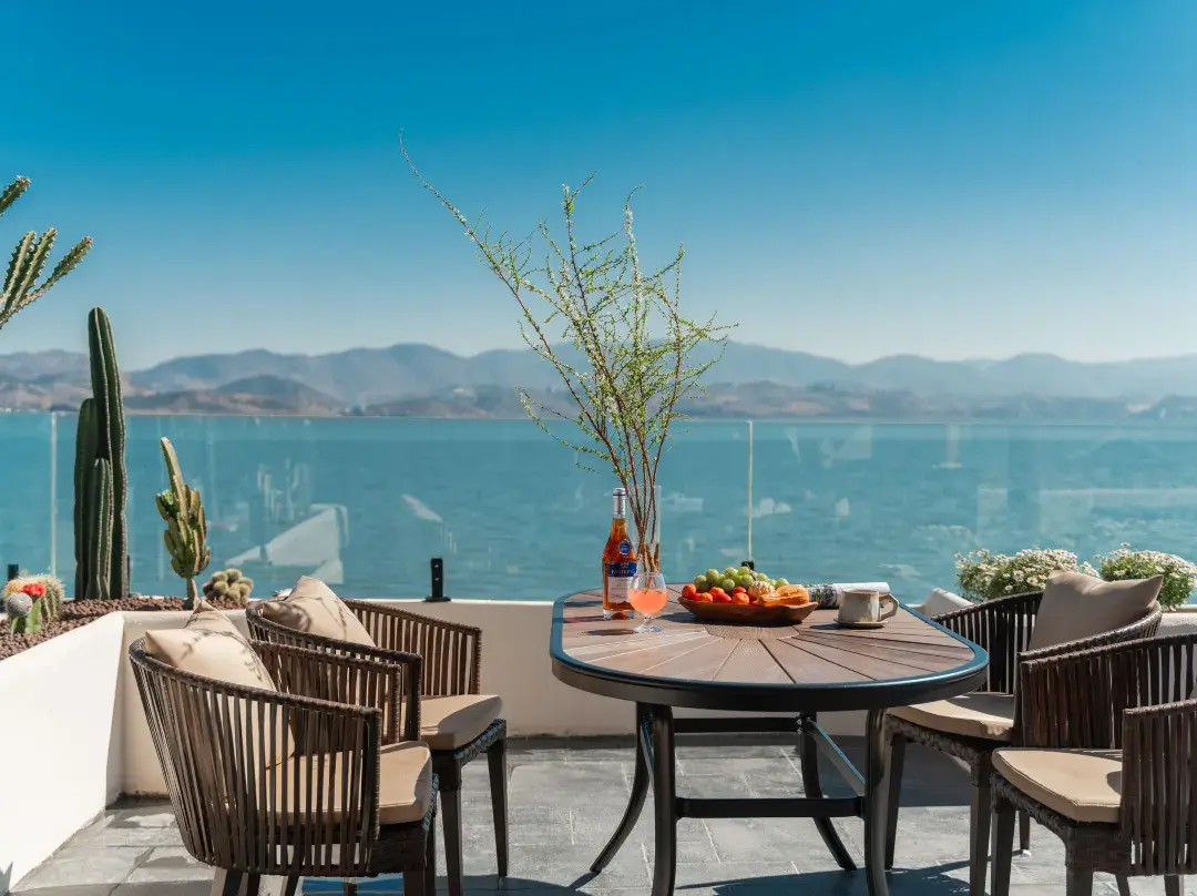 Dali Mu Hai · Lan Shan Wabi-sabi Style Seaside Homestay - Dali