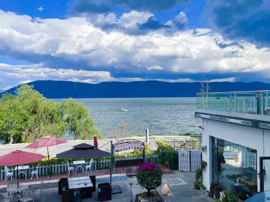 Xiyu Lake-view Hostel - Dali