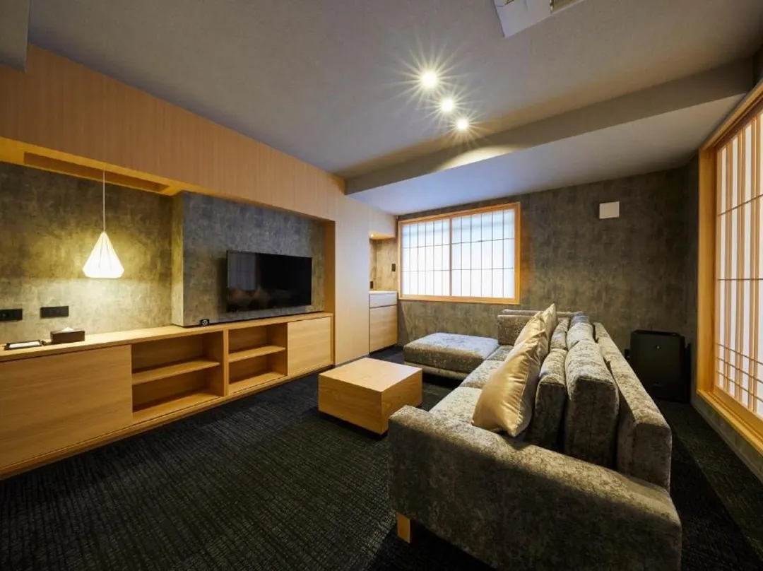 Rinn Shijo Nishinotoin - 京都市