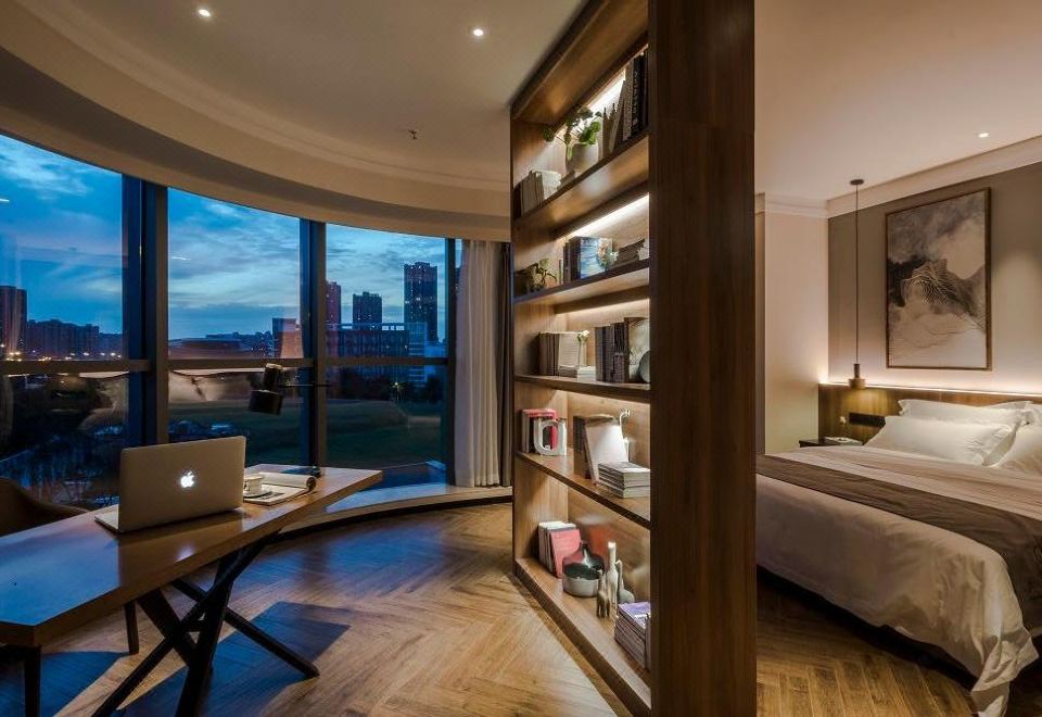 Jinhao City Boutique Hotel (Chengdu East Railway Station Greenland 468 ...