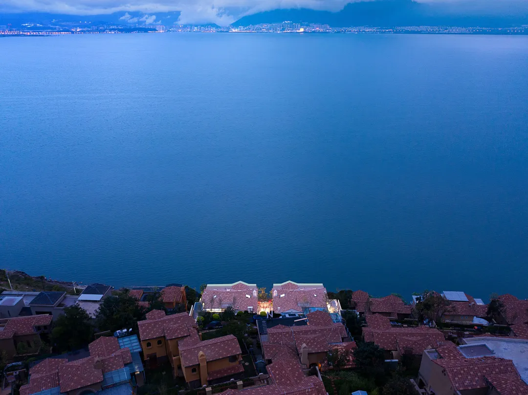 Mont Xix Full Lake View Villa - Dali