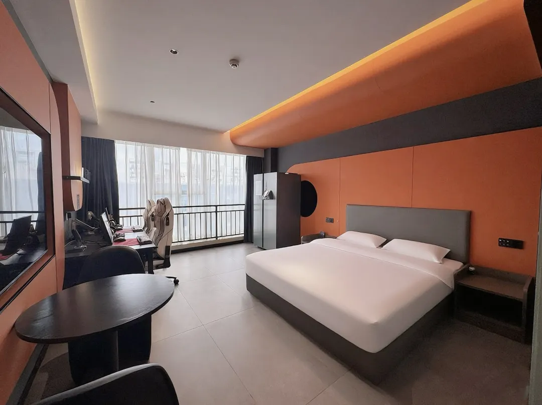 Zhumadian Weisi Blue Ai E-sports Hotel - Zhumadian