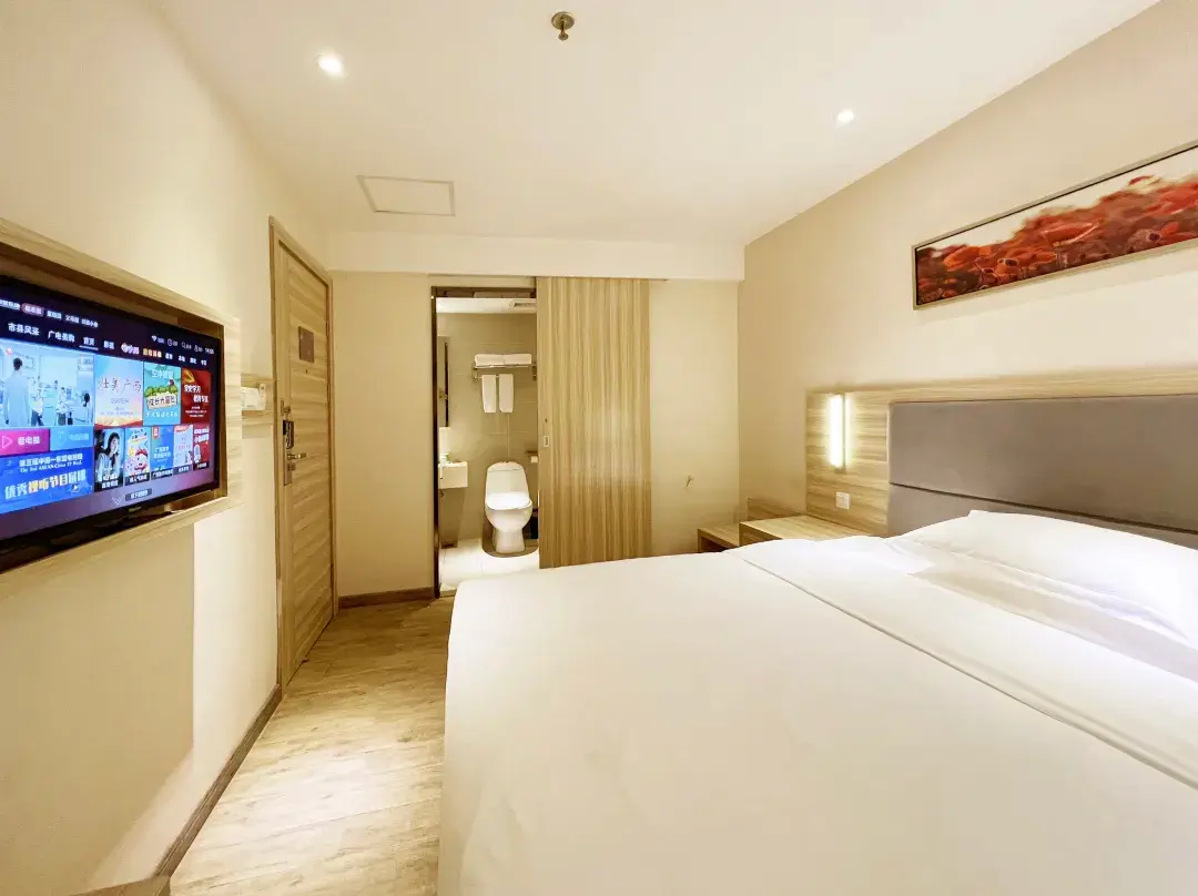 Lemon Bay Hotel ) - Guilin