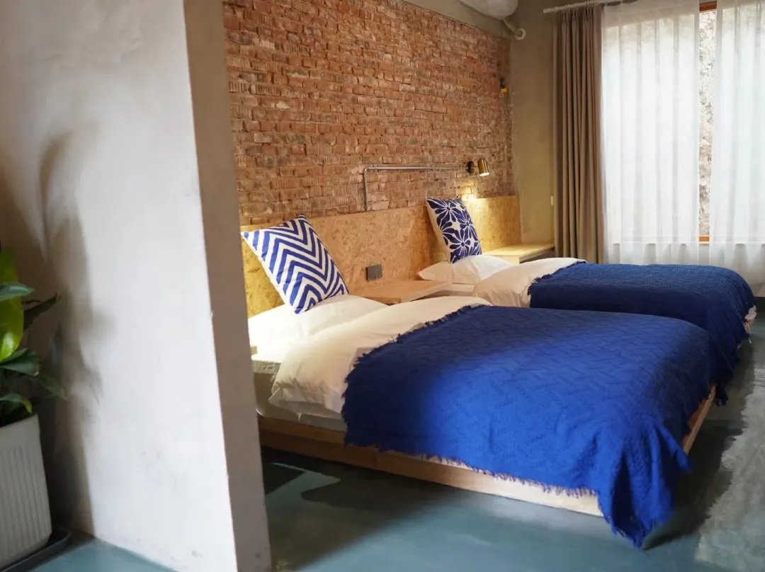 Xi 'An Bottle Flower Coffee Hostel - Xi'An
