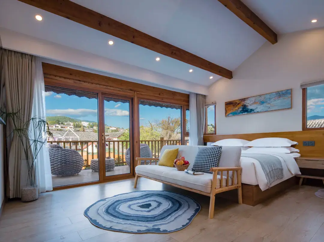 Lijiang Nanting. Wind Courtyard By Stream - Lijiang