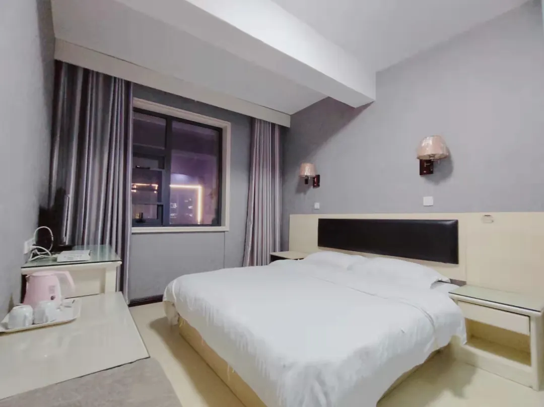 Yongguang Hotel - Zhoukou