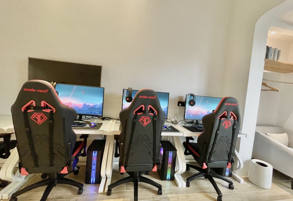 Shanghai Meilu Electric Sports B&B(上海美兀电竞民宿),شنغهاي - تم التحديث في ...