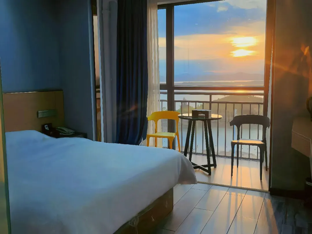 Fangchenggang Flange International Hotel - 팡청강 시