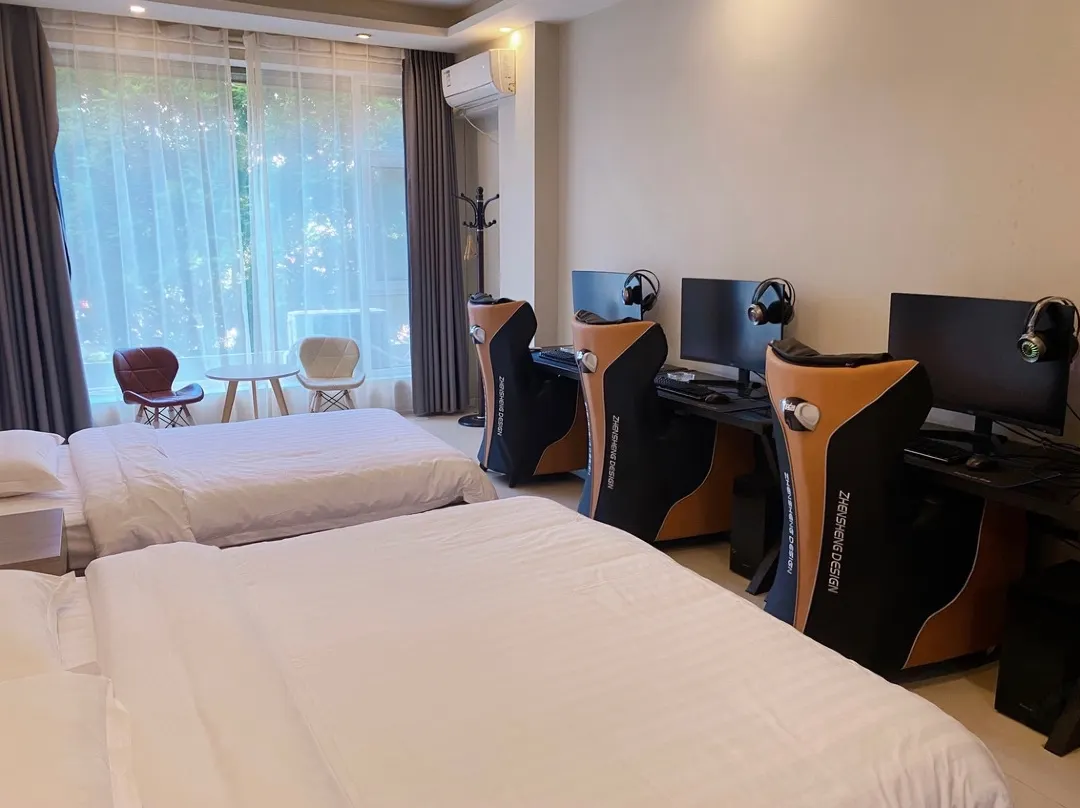 Yuncheng Qingxuan E-sports Inn - Yuncheng