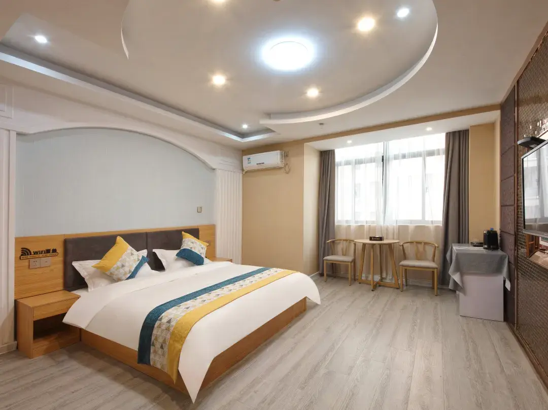 Pebble Hotel - Huaibei