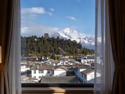 Lijiang Shanyu Villa Hotel - Lijiang