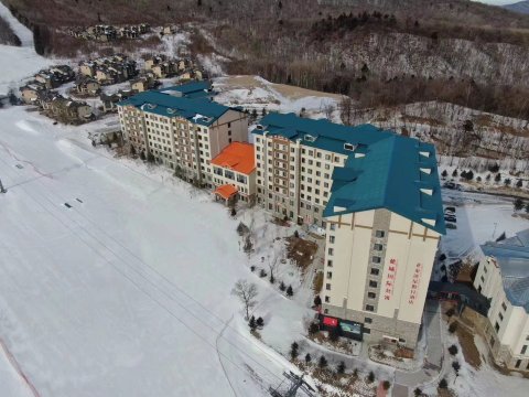 Yabuli Lucheng Snow View Apartment Reviews: 40 Real Ratings & Photos ...