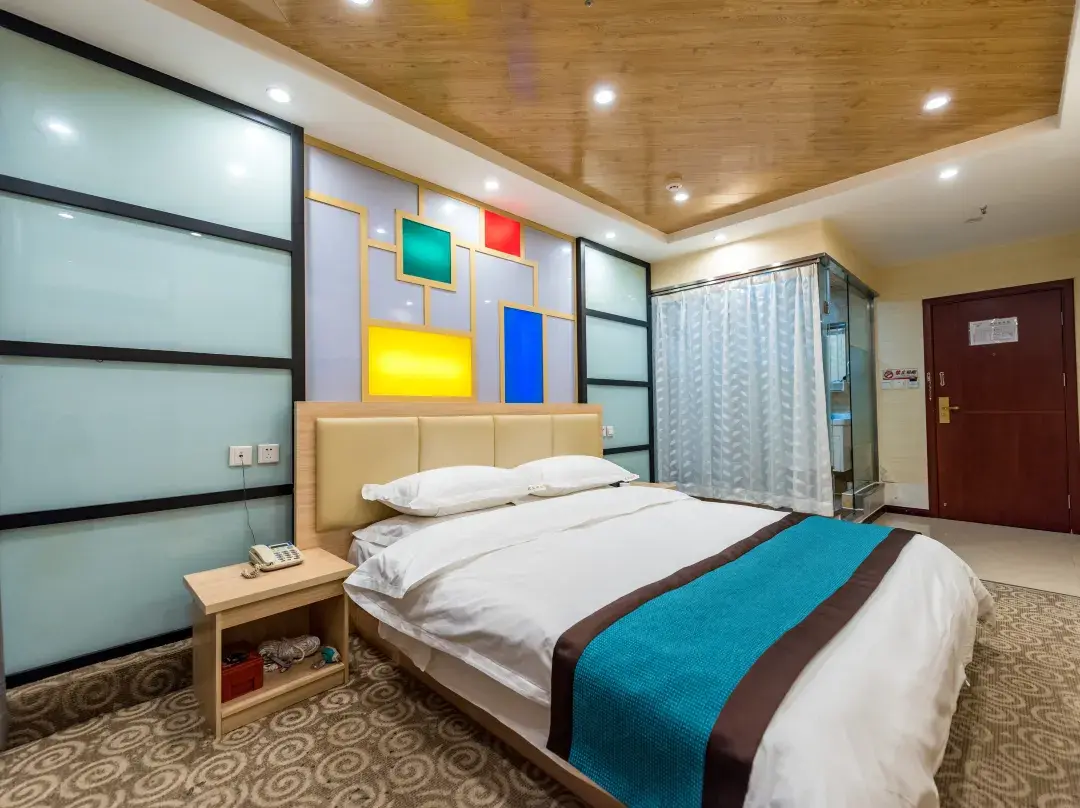 Xiyue Theme Hotel - Luoyang