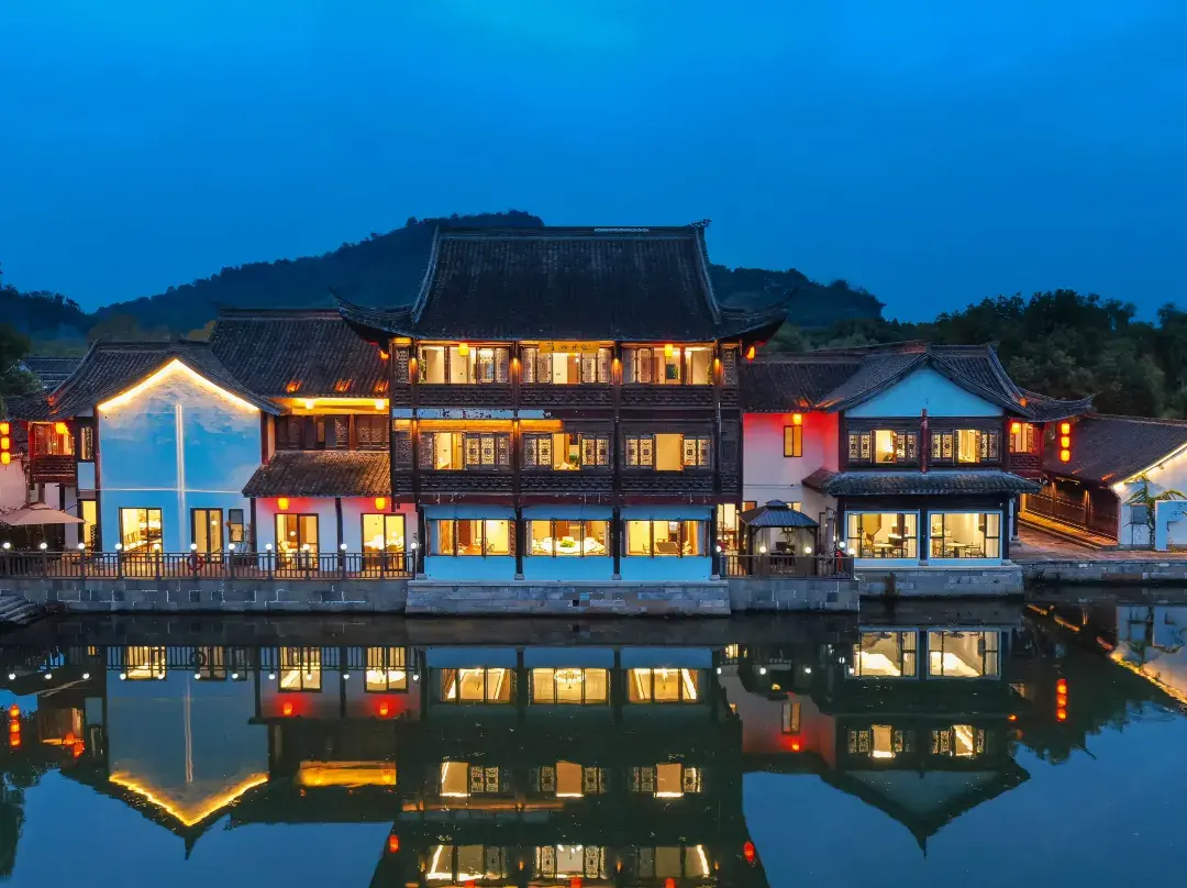Floral Lux Hotel·lotus Pond Moonlight Hotel - Shaoxing