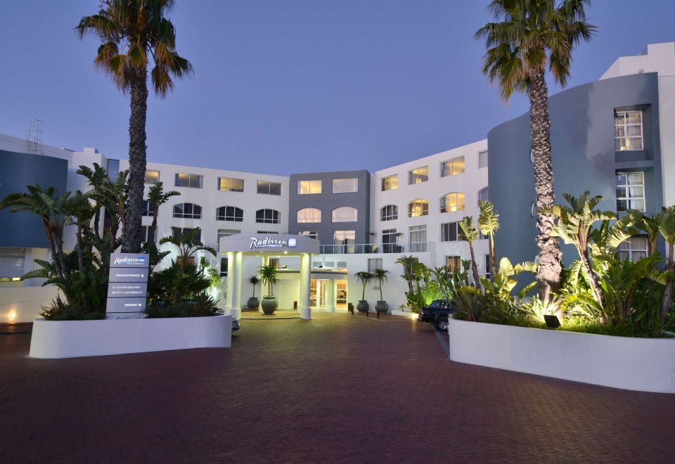 Radisson Collection Hotel, Waterfront Cape Town,Cape Town - Updated ...