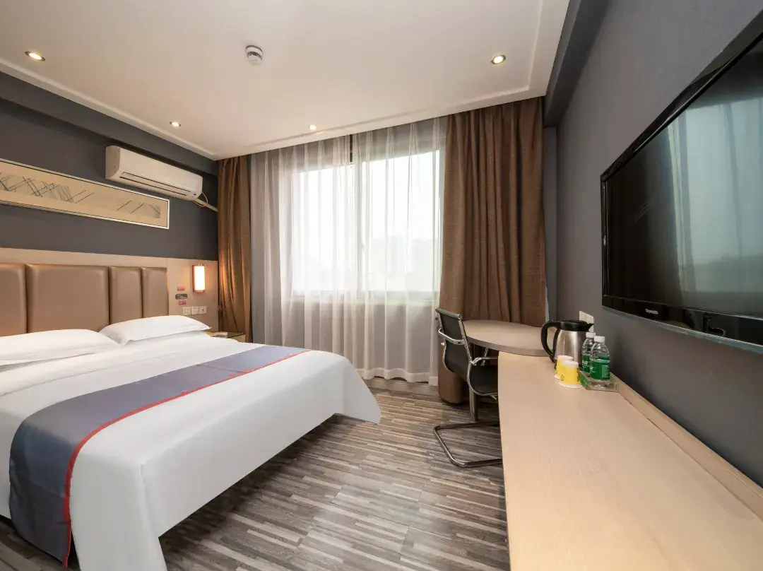 Junyi Chain Hotel - Yiyang