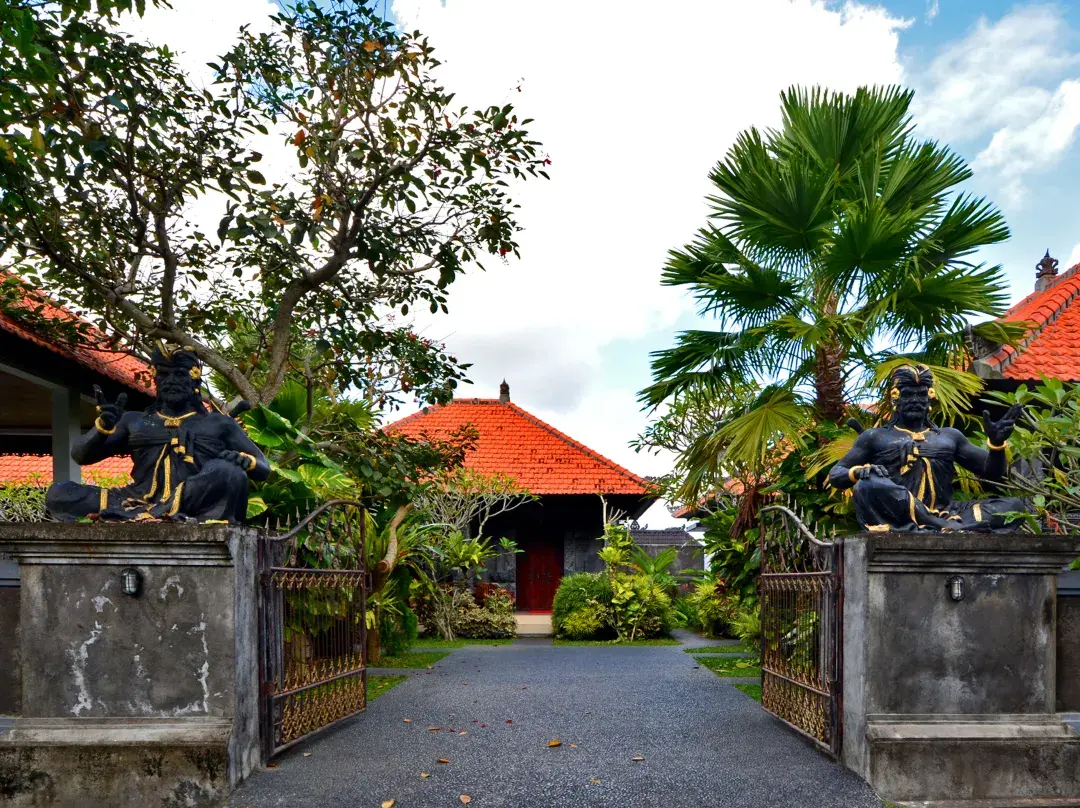 Wahyu Dewata - Gianyar