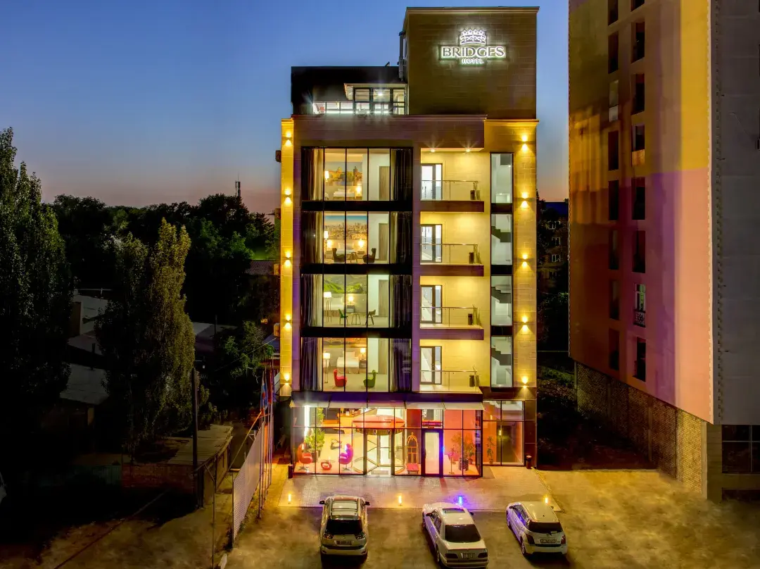 Hotel Bridges Bishkek - Bishkek